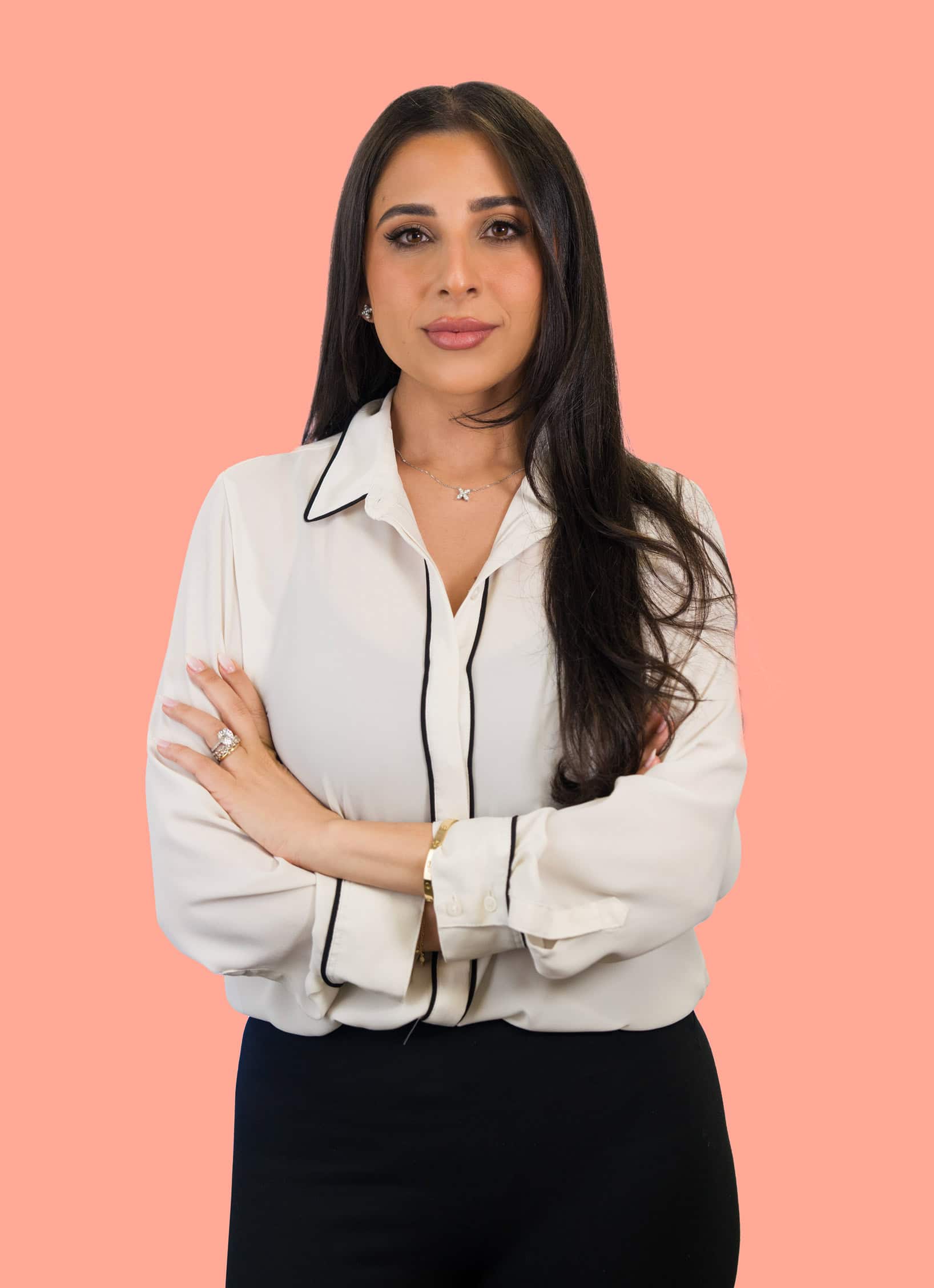 Yasmin Hosseini - La Dama Justicia